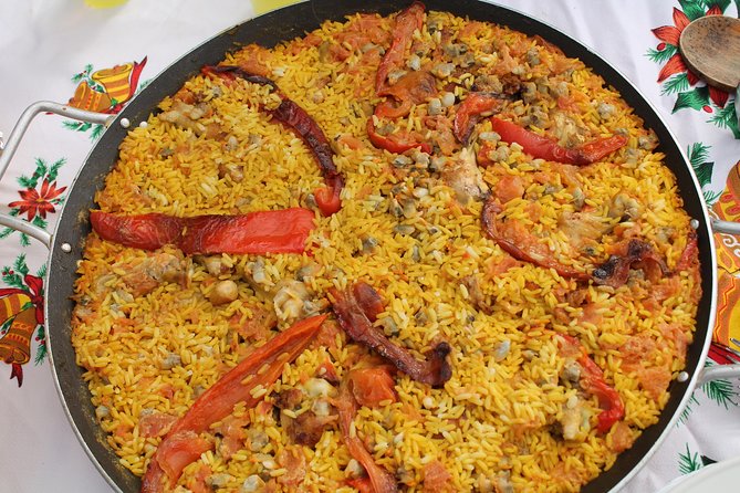 Private Yacht Excursion From Puerto Colon 3 Hours - Logistics and Inclusions