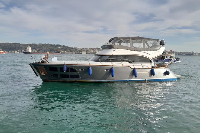 Private Yacht for Surprise Events / Birthday, Proposal, Anniversary, Party Etc - Guest Reviews and Ratings