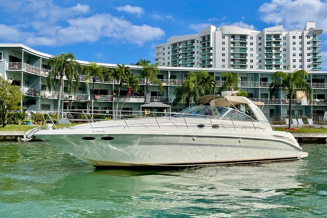 Private Yacht Rental Miami, Customizable Tours, Dolphin Watching - Planning Your Customized Yacht Tour