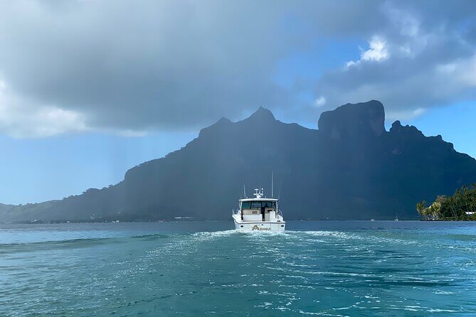 Private Yacht tour on Tahiti or Moorea lagoon - Setting the Scene: What to Expect from This Yacht Tour