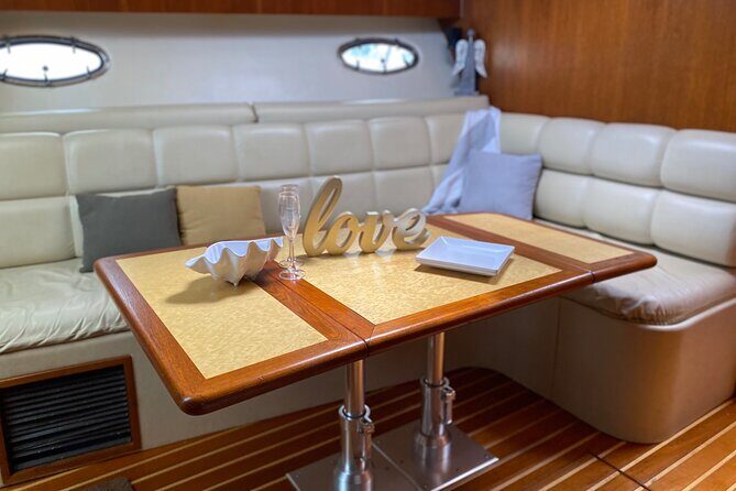 Private Yacht tour on Tahiti or Moorea lagoon - FAQ