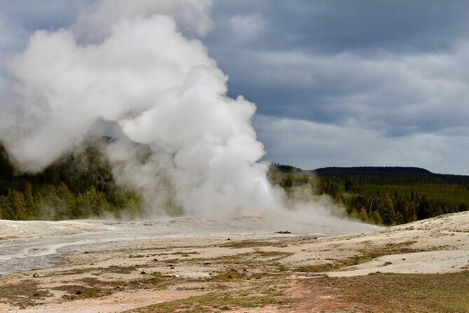 Private Yellowstone Lower Loop Tour - Practicalities and Tips