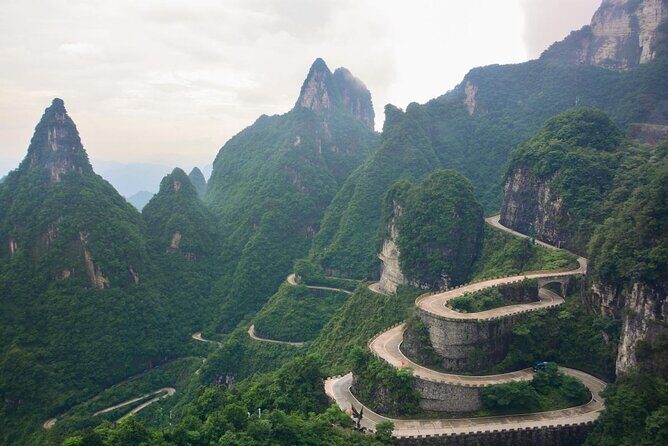 Private Zhangjiajie 7 Day Discovery Tour Including Fenghuang County - Key Points