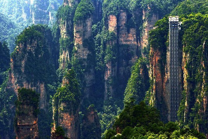 Private Zhangjiajie 7 Day Discovery Tour Including Fenghuang County - Authentic Experiences and Local Touches