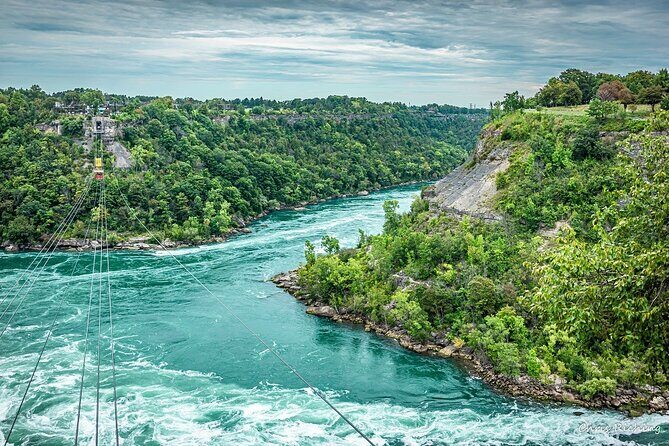 Private,Custom Niagara Escarpment-Scenic Boutique Winery Tasting Tour - FAQs