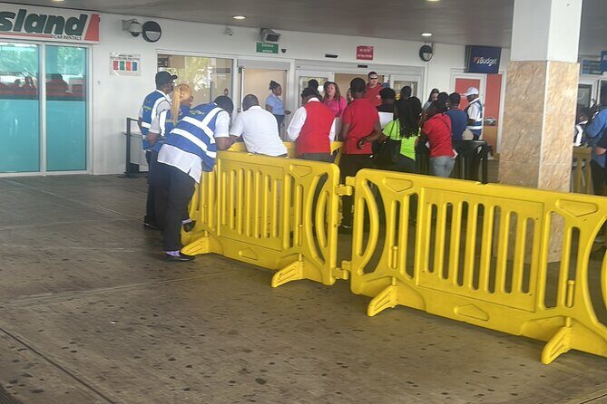 PrivateTransfer-Riu Hotels MontegoBay(Reggae, Montego Bay,Palace) - Who Will Love This?