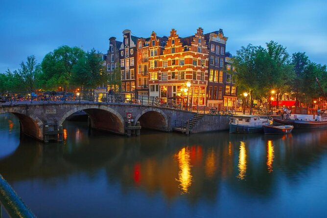 Professional Photo Session in Amsterdam and Tour - Key Points