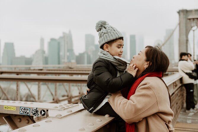 Professional Photoshoot at Brooklyn Bridge in New York - Authentic Reviews