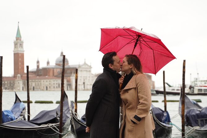 Professional Photoshoot in Venice - Meeting and End Points