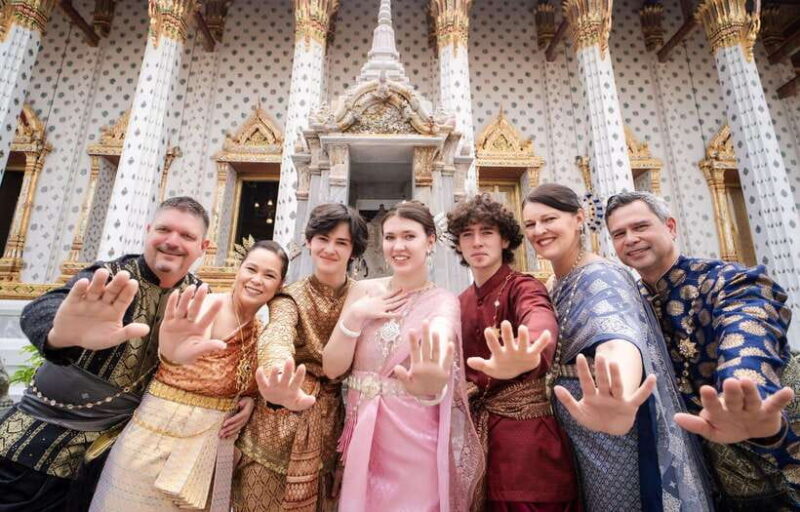 Professional Thai Costume Photography at Wat Arun, Bangkok - Detailed Breakdown of the Itinerary