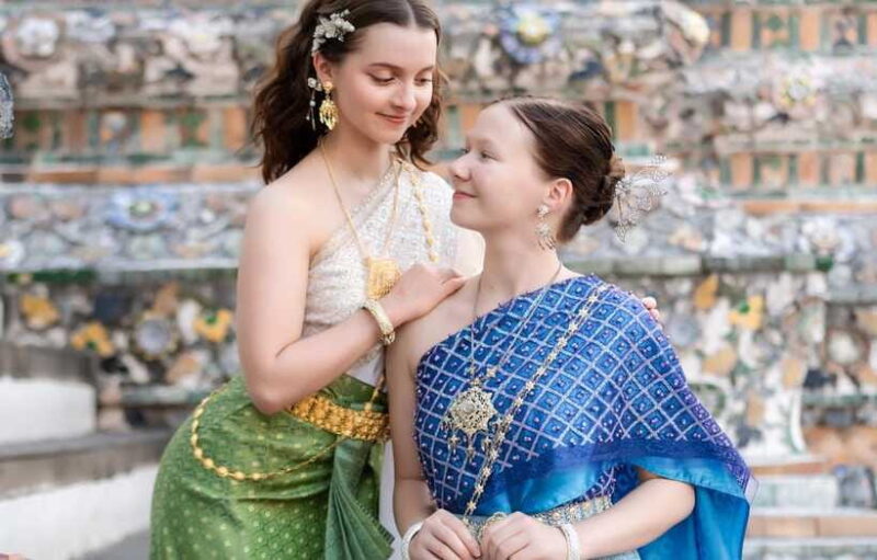 Professional Thai Costume Photography at Wat Arun, Bangkok - The Practical Details