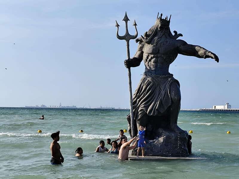 Progreso: stroll around town and savor the local cuisine - Exploring Progreso: The Itinerary in Detail