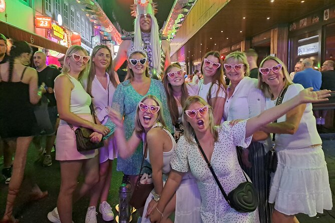 Pub Crawl - Drink & Dare - Party Games and Challenges