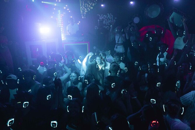 Pub Crawl in Cyclades - The Experience from the Reviews