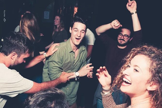 Pub Crawl Tour in Valencia - Unique Experiences and Atmosphere