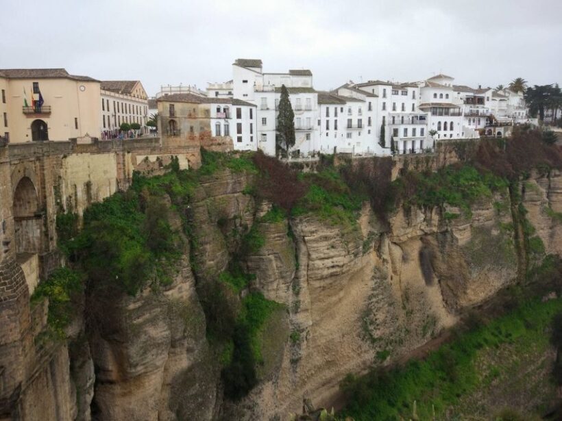 Pueblos Blancos & Ronda: Private Full-Day Tour from Seville - Key Points