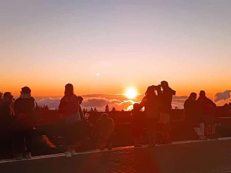 Puerto Cruz: VIP Teide Sunset & Stars, Guachiche Lunch+Cava - Who Should Consider This Tour?