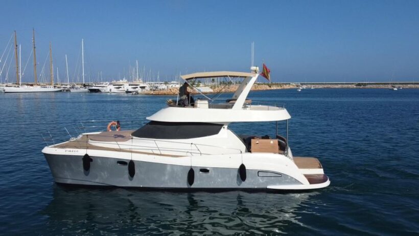 Puerto del Carmen: Catamaran Trip with Water Sports - Setting Sail from Puerto Calero: What to Expect
