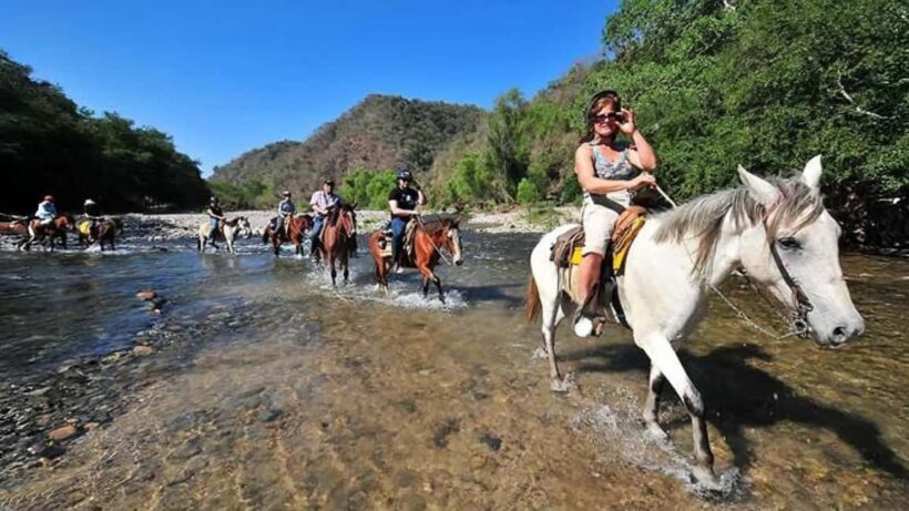 Puerto Escondido: Horseback riding to the Atotonilco hot springs. - A Closer Look at the Experience