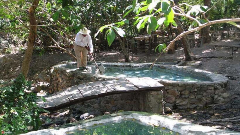 Puerto Escondido: Horseback riding to the Atotonilco hot springs. - FAQ