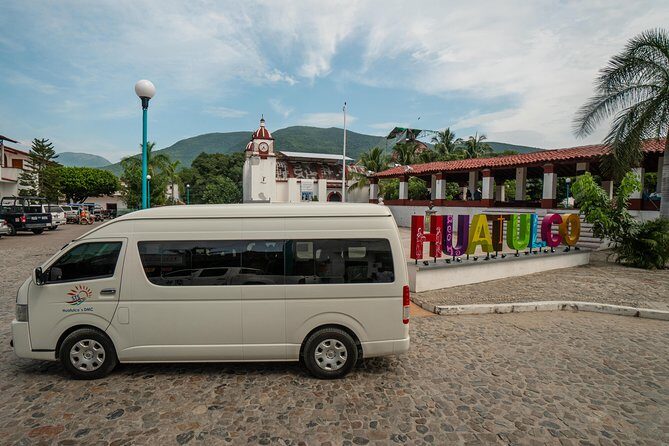 Puerto Escondido - Private Transportation Service From (HUX) Airport - Who Should Consider This Service?