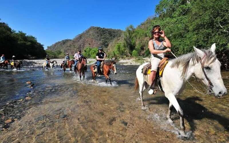 Puerto Escondido: Sunset Horse Back Riding Tour - Authentic Experiences and Real Feedback