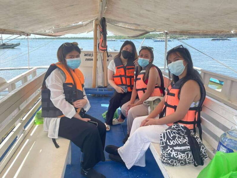 Puerto Princesa: Honda Bay Tour with Lunch - The Sum Up