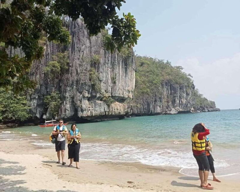 Puerto Princesa in 4 days: Tours package with optional hotel - What Does the Package Include — And What Not?