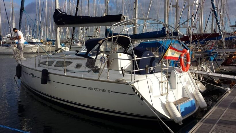 Puerto Rico: Sailing excursion with swim, drinks and tapas. - Key Points