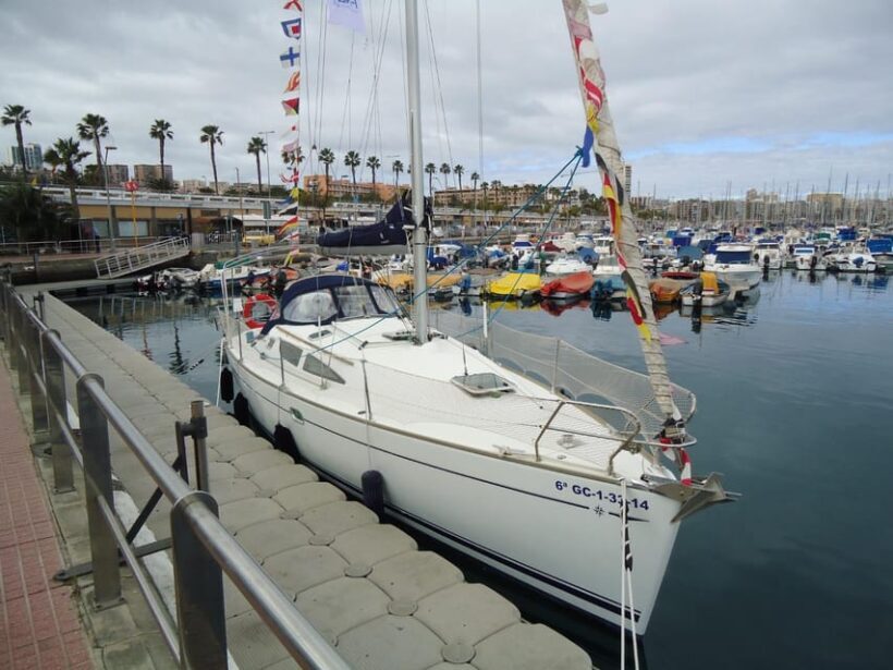 Puerto Rico: Sailing excursion with swim, drinks and tapas. - Who Will Love This Experience?