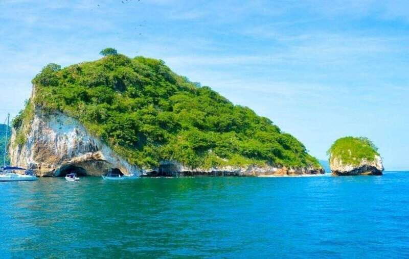 Puerto Vallarta: Catamaran Cruise With Snorkeling and Lunch - An Introduction to the Puerto Vallarta Catamaran Experience