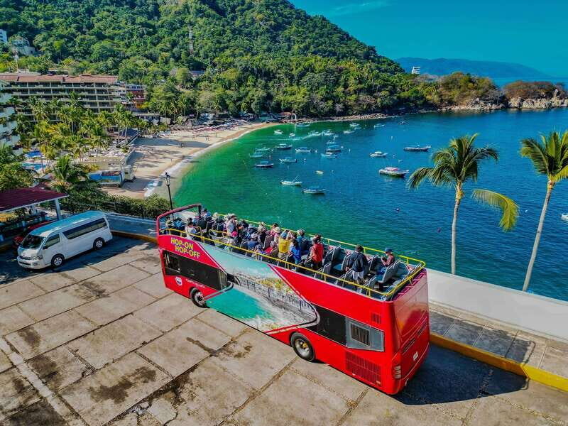 Puerto Vallarta: Hop-On-Hop-Off City Bus Tour - The Experience on the Bus