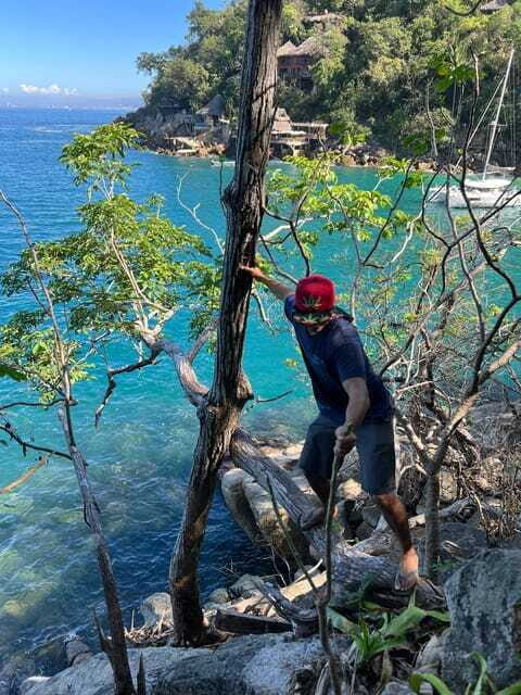 Puerto Vallarta: jungle and coastline hike along 6 beaches - Beach and Lunch Breaks