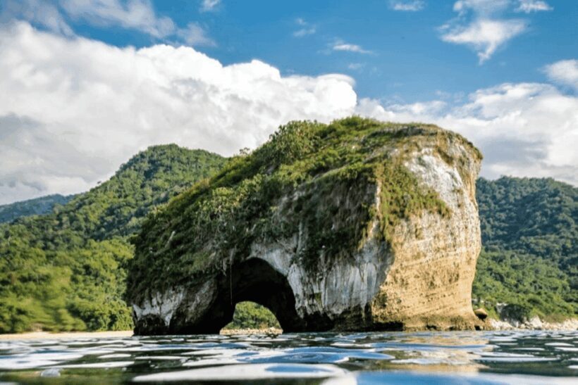 Puerto Vallarta: Los Arcos, Ánimas, and Quimixto Boat Tour - The Value and Who It’s Best For