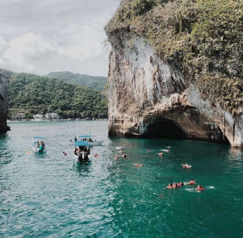 Puerto Vallarta: Los Arcos Islands Boat Tour and Snorkeling - FAQs