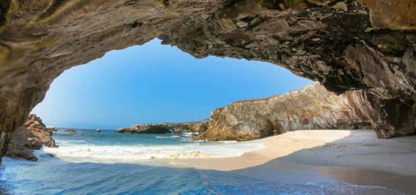 Puerto Vallarta: Marietas Island Adventure, Lunch & Open Bar - Key Points