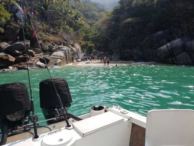 Puerto Vallarta: Private Tour to Colomitos and Las Animas - Food & Refreshments