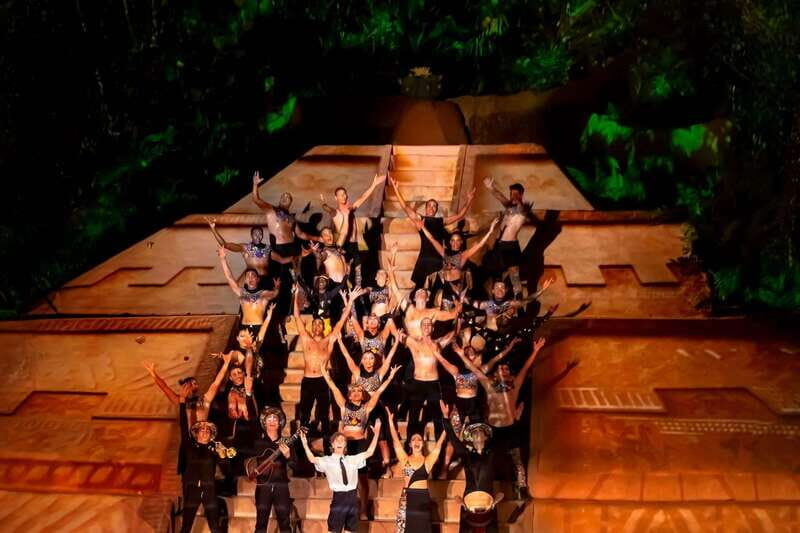 Puerto Vallarta Rhythms of the night, Show & Buffet dinner - Starting with a Scenic Sunset Cruise