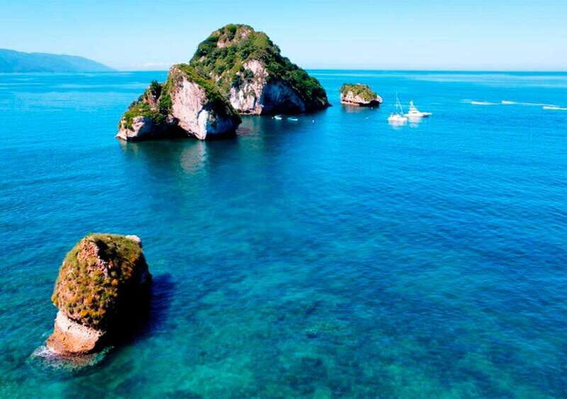 Puerto Vallarta: South Shore Sail, Snorkel and Beach - An Introduction to Puerto Vallarta’s South Shore Tour