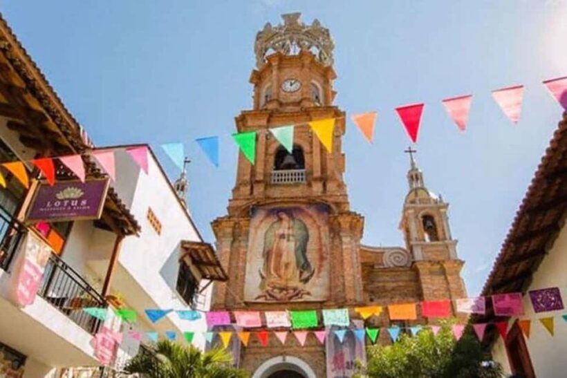Puerto Vallarta: Tropical City Tour - An In-Depth Look at the Puerto Vallarta: Tropical City Tour