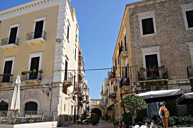 Puglia Full-Day Tour: Bari, Trulli of Alberobello, Castel del Monte and Sassi of Matera - What to Expect and Practical Tips