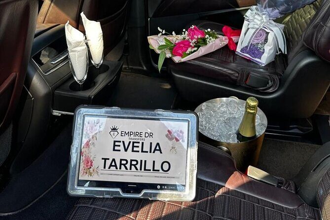 PUJ-Bavaro/Punta Cana (ONE WAY) LUXURY - An In-Depth Look at the Luxury Transfer Experience