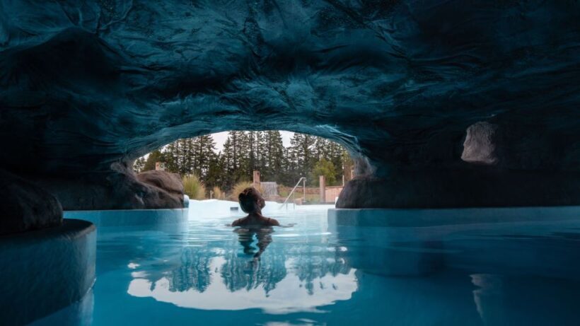 puke Thermal Pools: Adults-Only Entry with Swim Up Bar - In The Sum Up
