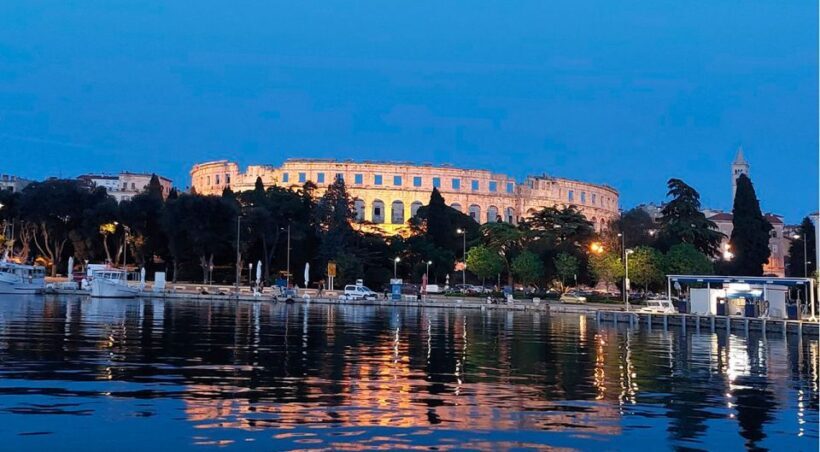 Pula: Harbor Cruise with unlimited Drinks - Setting Sail in Pula: A Look at the Experience