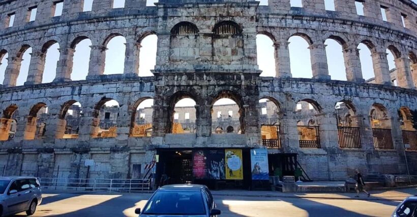 Pula: Old Town Walking Tour for Foodies with Dinner and Wine - A Closer Look at the Itinerary