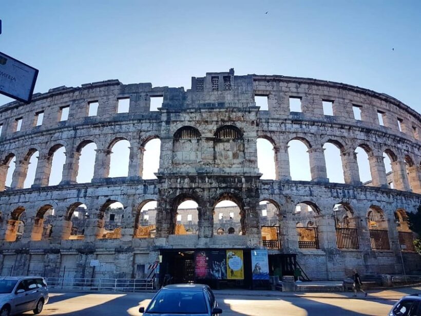 Pula: Old Town Walking Tour for Foodies with Dinner and Wine - How Authentic Is This Experience?