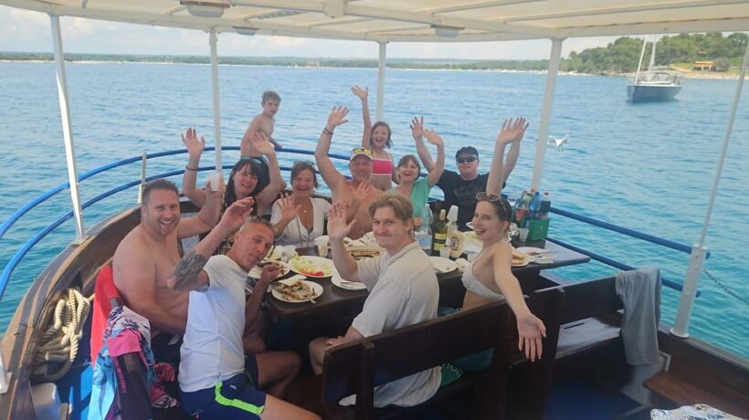 Pula: Private Dolphins & Sunset Tour With Dinner & Drinks - Why This Tour Offers Good Value
