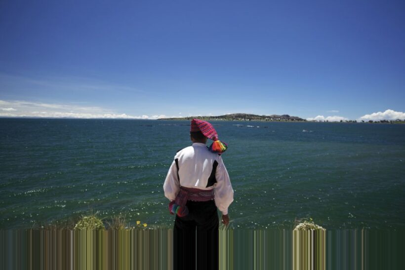 Puno: Uros and Taquile Islands Tour including lunch - Journey to Taquile Island