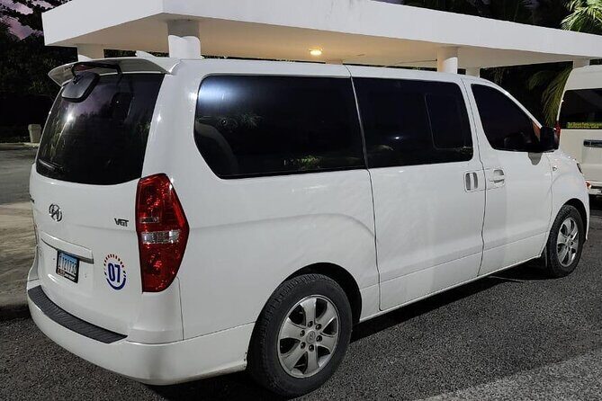 Punta Cana Airport Transfer Uvero Alto Van - FAQ