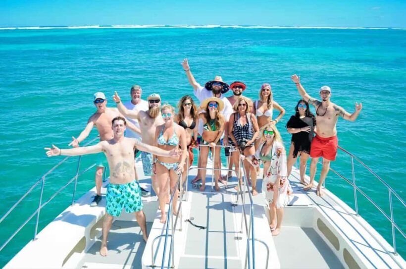 Punta Cana: Catamaran Boat Party with Unlimited Drinks - Key Points